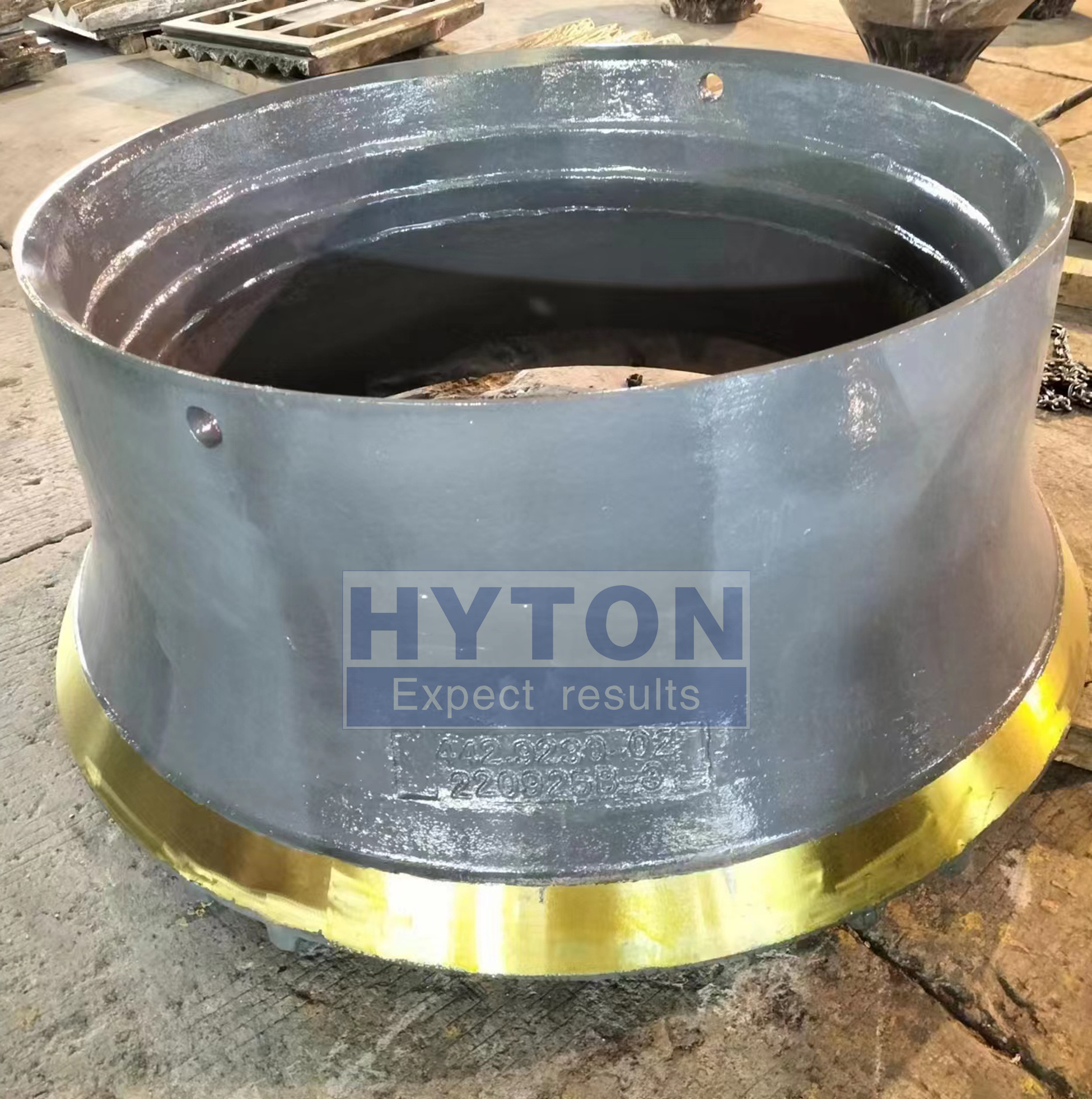 Concave and Mantle Wear Liners Suit for Sandvik CH660 Cone Crusher from ...