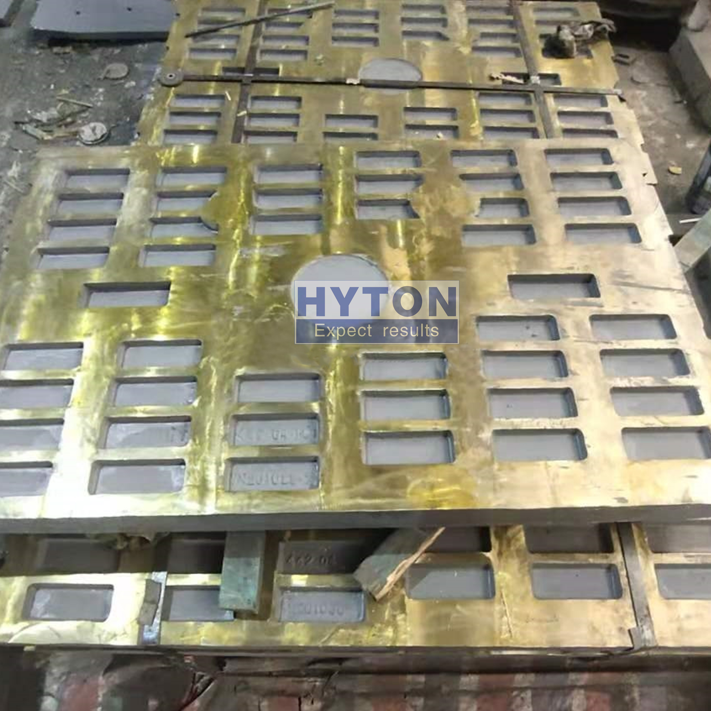 Fixed Jaw Plate Suit to Sandvik CJ412&JM1208 Jaw Crusher Spare Parts ...